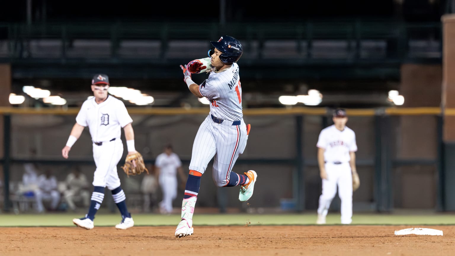 Hendry Mendez rings in Fall League season with homer | 10/07/2025 | MLB.com