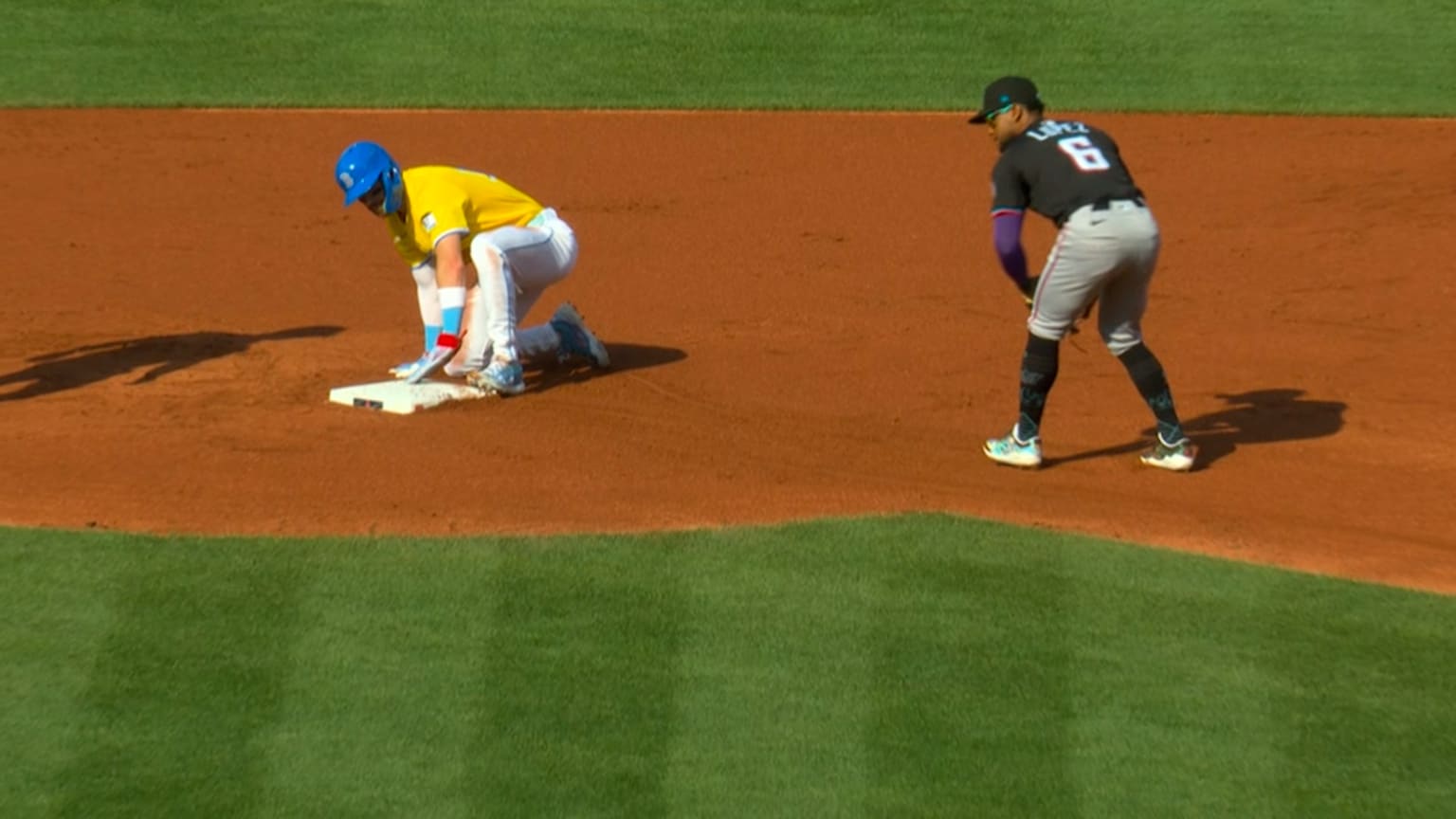 Trevor Story's 22nd stolen base of the season | 08/16/2025 | Boston Red Sox