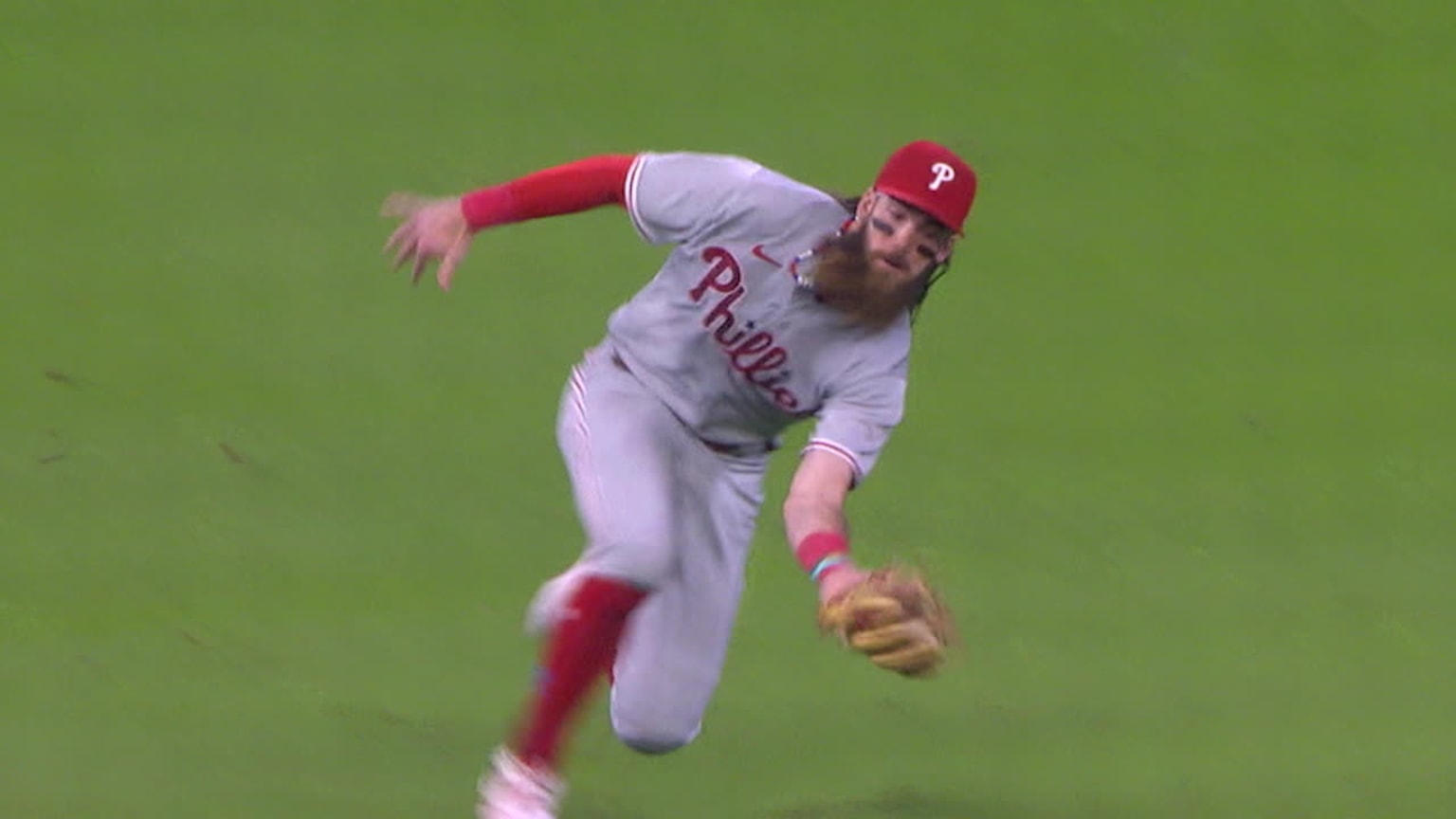 Brandon Marsh races in for a great diving catch | 09/18/2023 ...