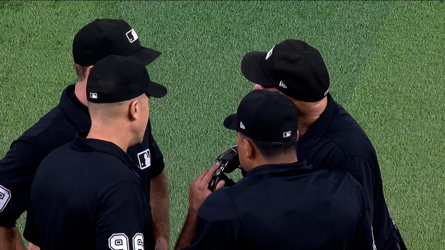 Dale Scott on umpire's decision on Soler's foul ball | 09/20/2023 | MLB.com