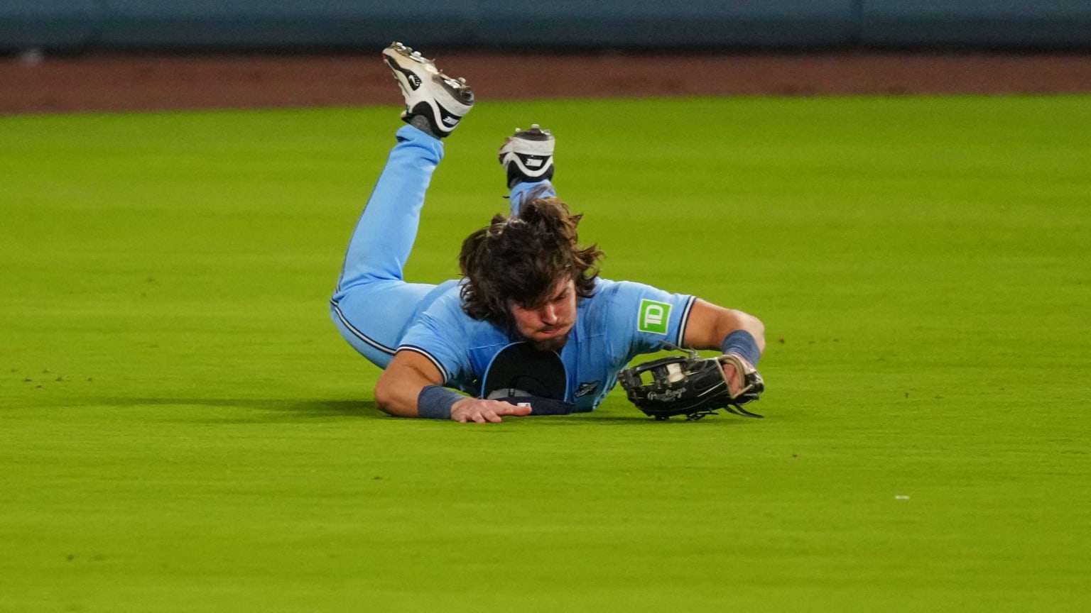 Addison Barger's incredible diving catch | 10/29/2025 | MLB.com