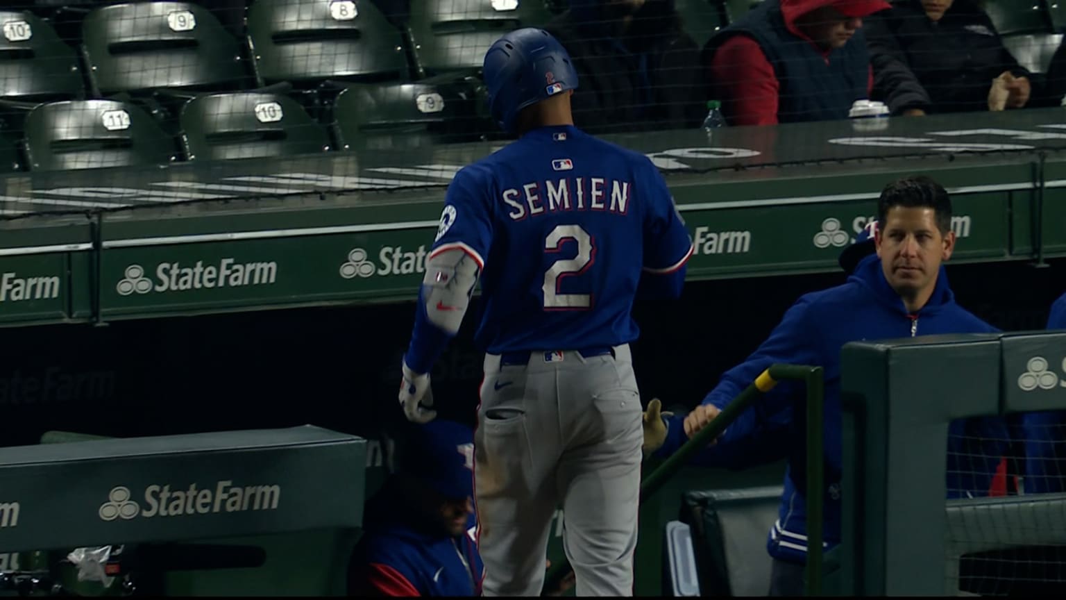Marcus Semien Produce Con Rodado 08 04 2025 Los Rangers De Texas