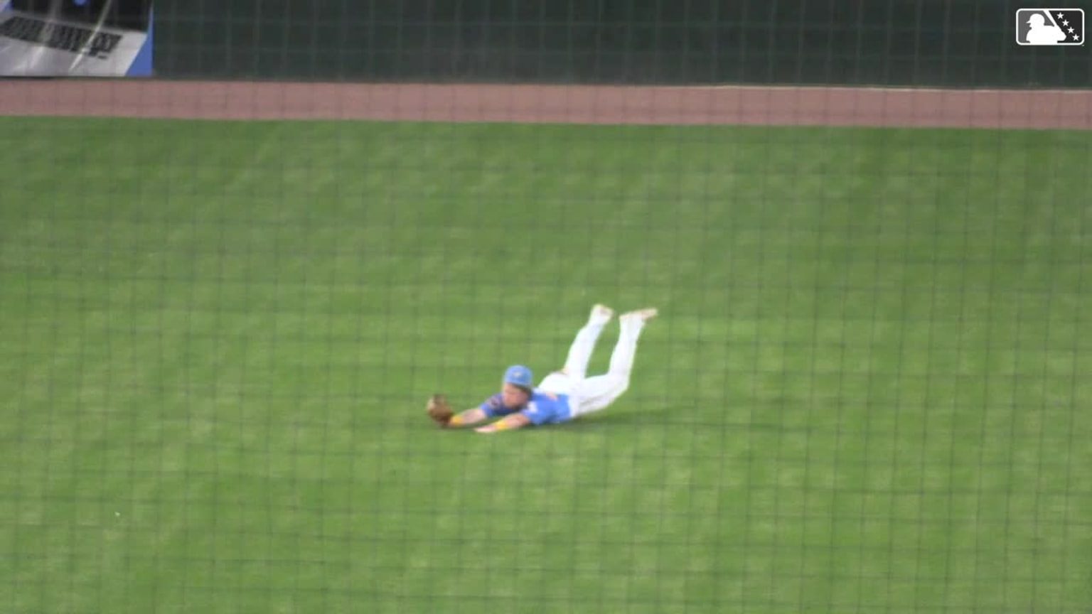 Jacob Wetzel's diving catch | 05/30/2024 | Chicago Cubs