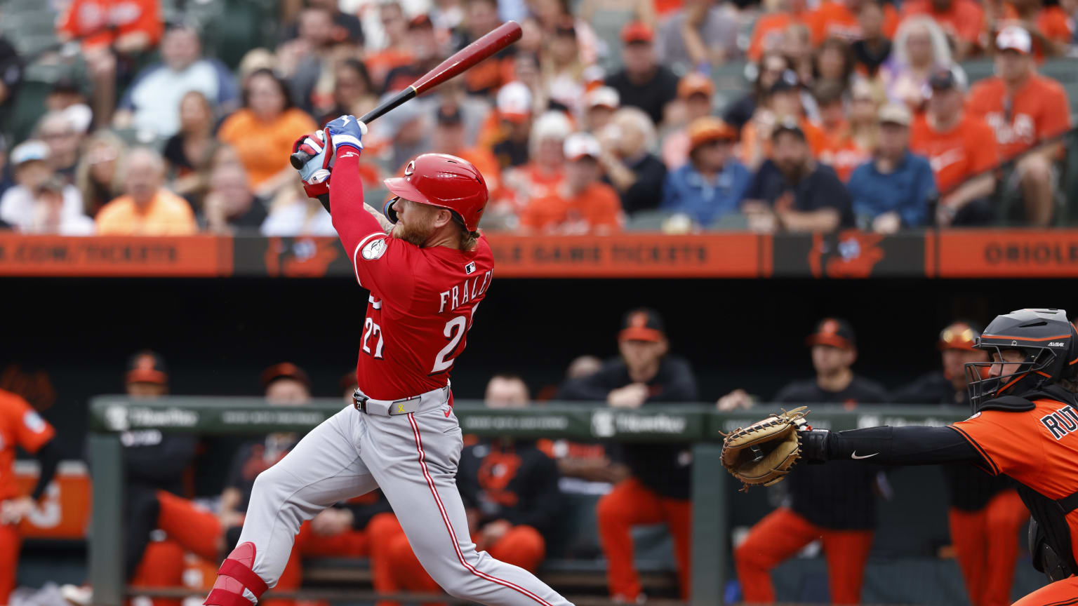 TJ Friedl's four-hit game | 04/19/2025 | Cincinnati Reds