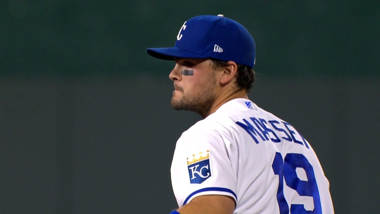 Michael Massey Corrals A Steven Kwan Line Drive 09052022 Kansas City Royals