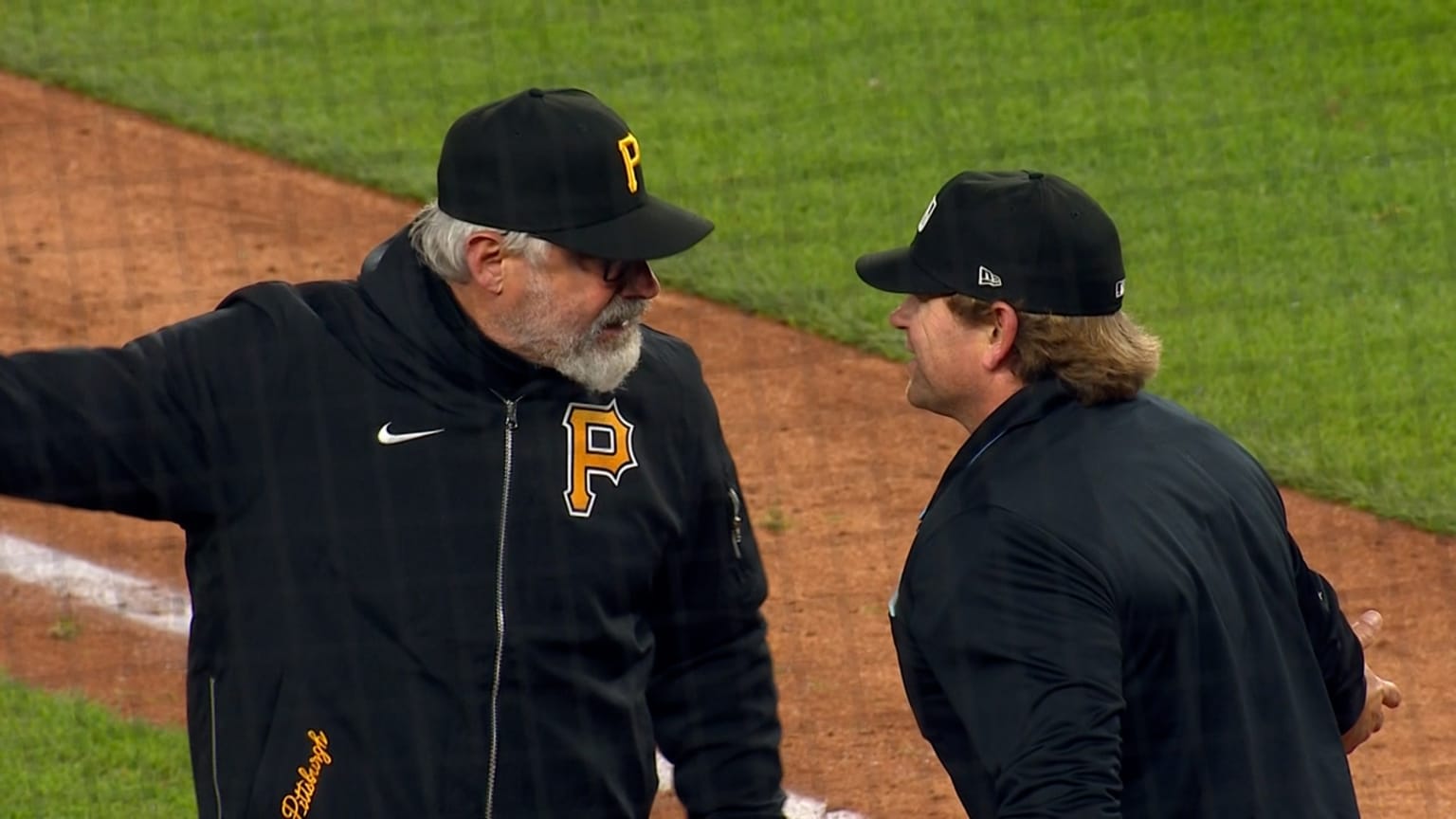 Derek Shelton gets ejected arguing balls and strikes | 04/03/2024 | MLB.com