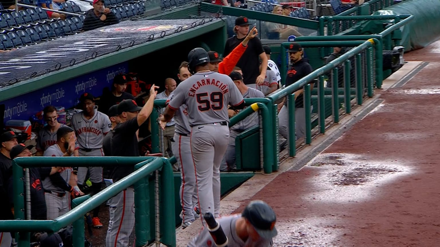 Brett Wisely's bunt RBI single | 08/08/2024 | San Francisco Giants
