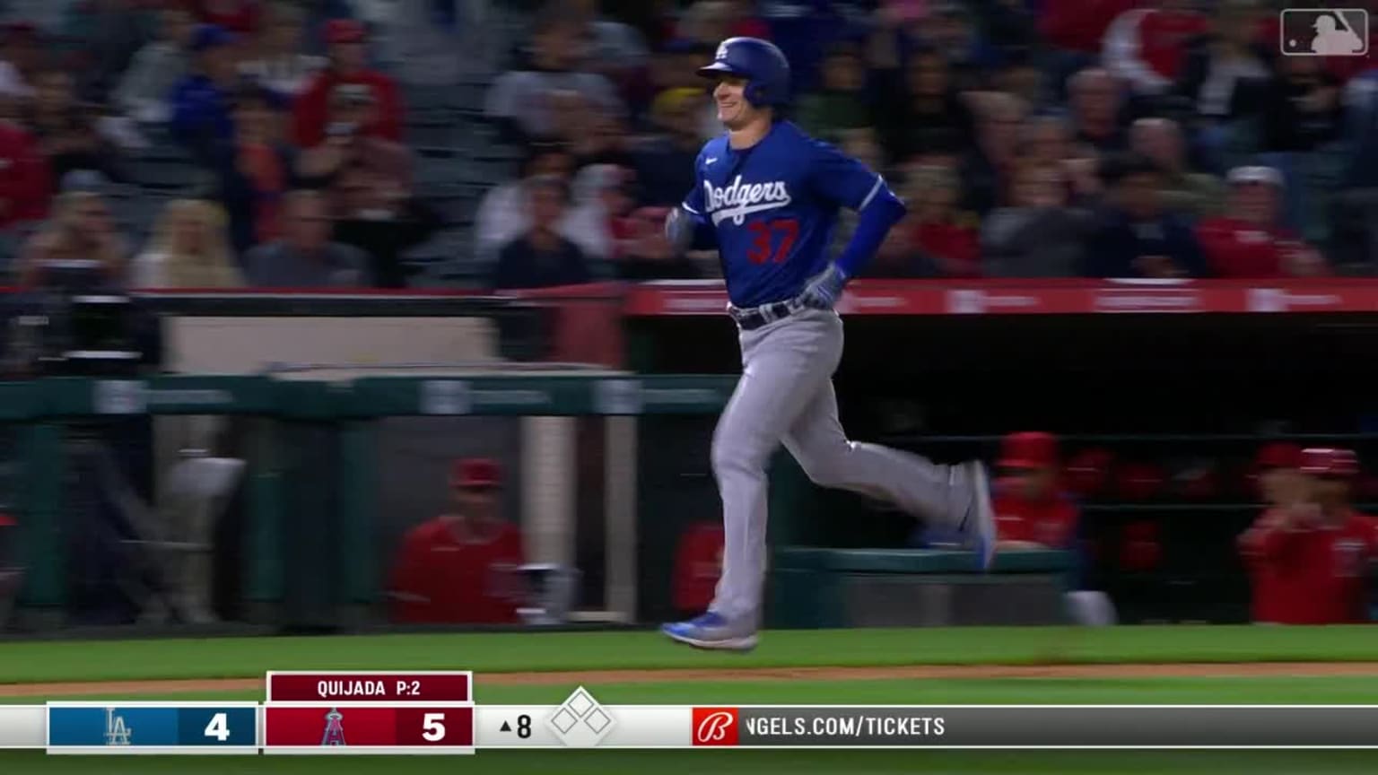 Luke Williams cracks a solo home run to left | 03/27/2023 | Los Angeles ...