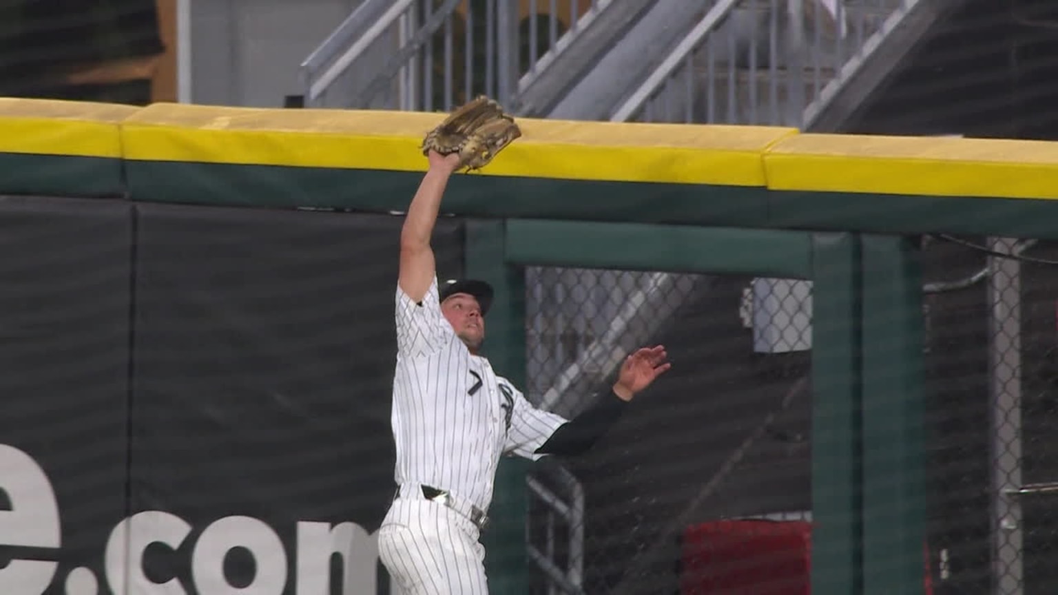 Dominic Fletcher's leaping catch at the wall | 09/13/2024 | Chicago ...