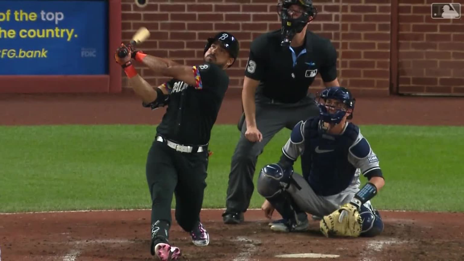 Anthony Santander ends the game with a walk-off homer | 07/28/2023 ...