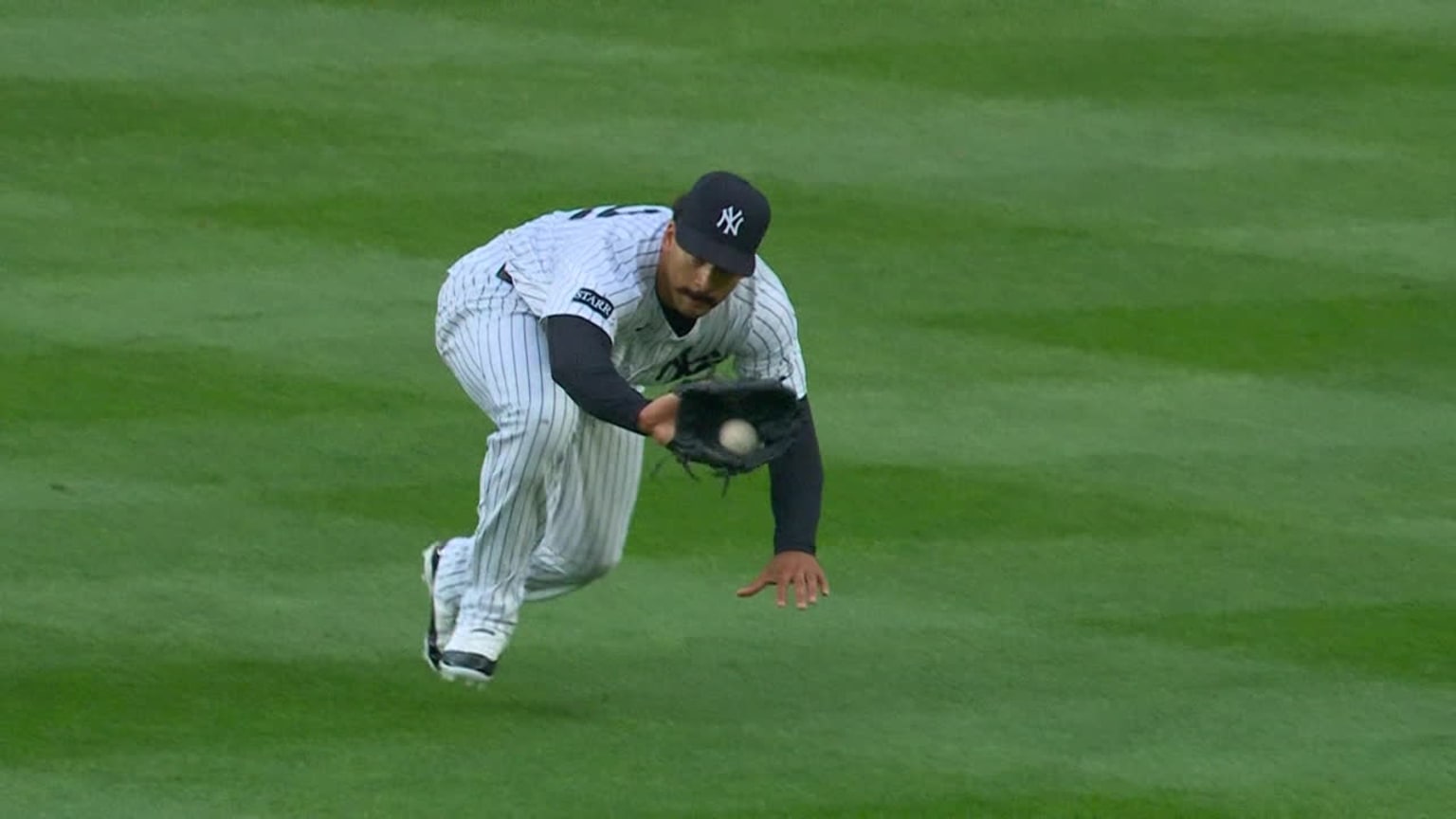 Trent Grisham's diving catch | 05/04/2025 | New York Yankees