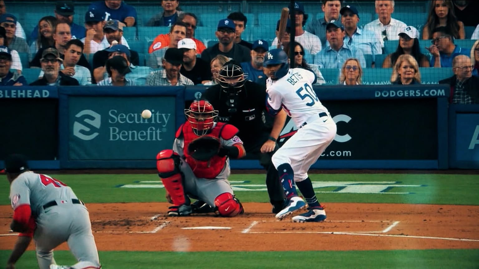 Mookie Betts named 2022 NL Silver Slugger winner | 11/10/2022 | Seattle ...