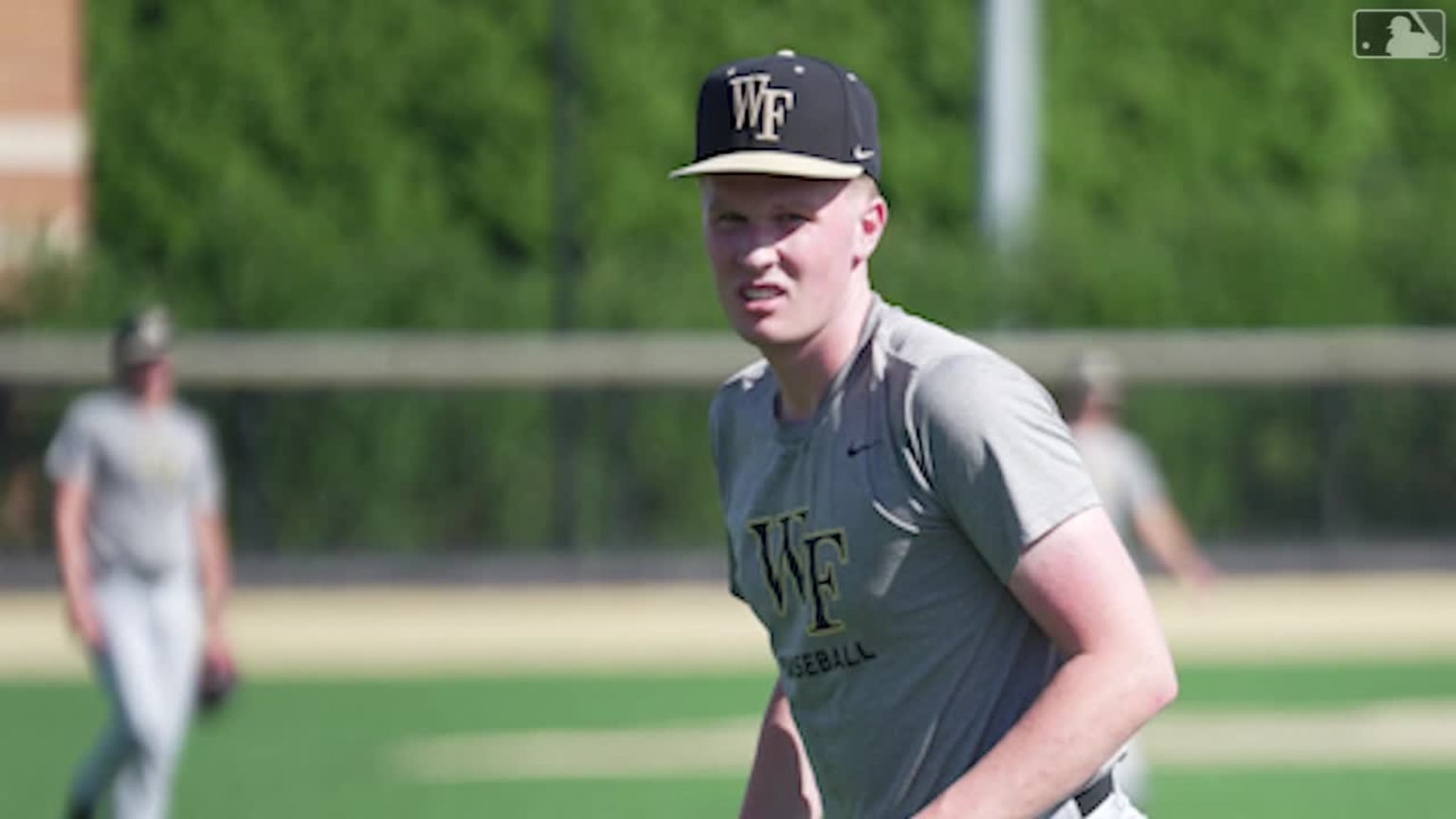 Draft Report: Sean Sullivan, college pitcher | 04/24/2023 | MLB.com