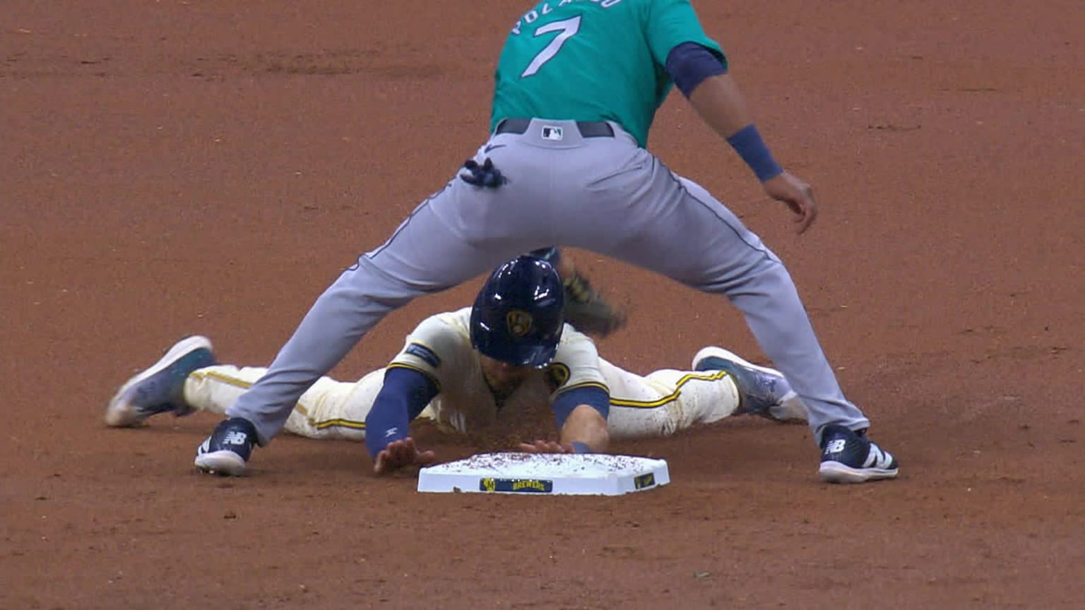 Oliver Dunn is safe at second after a review | 04/07/2024 | Milwaukee ...