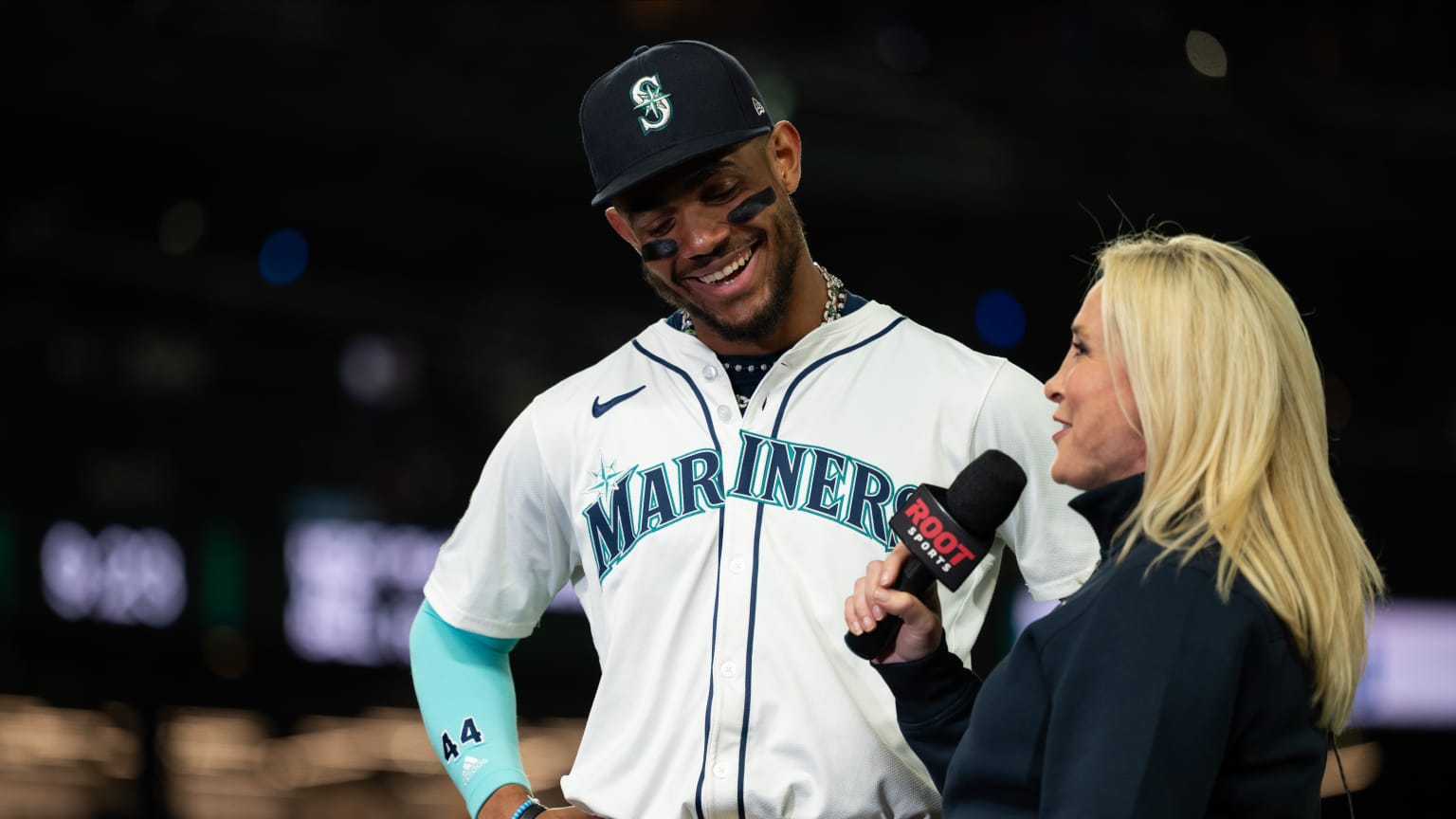 Julio Rodríguez talks leadoff home run, defense | 04/26/2025 | Seattle ...