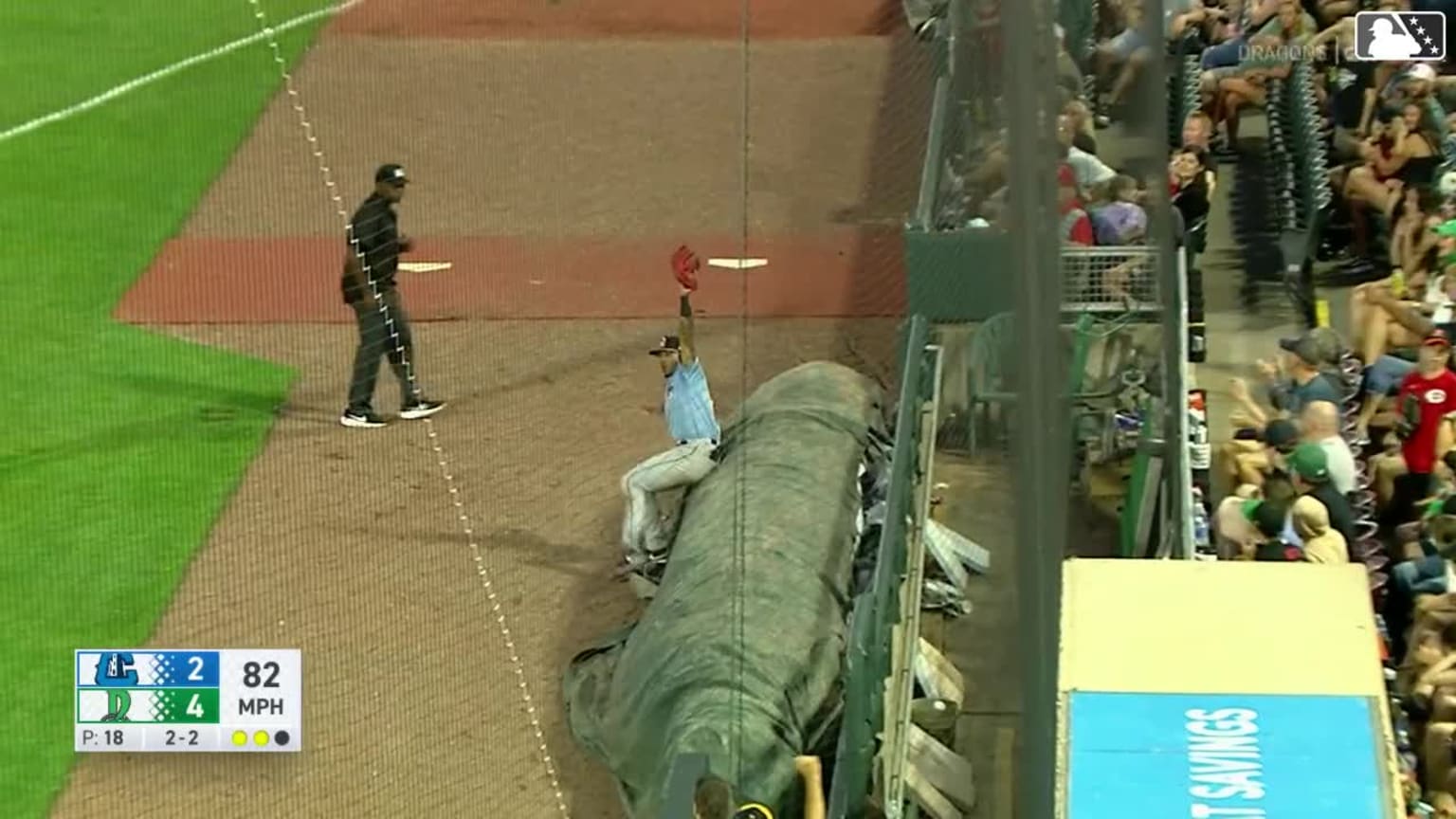 Maick Collado's nice catch | 08/10/2024 | Cleveland Guardians