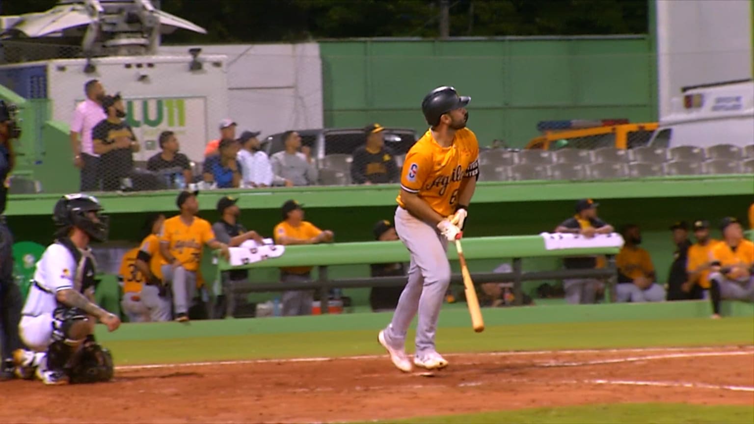 Coco Montes descarga un jonrón solitario en la 6ta | 20/12/2023 ...