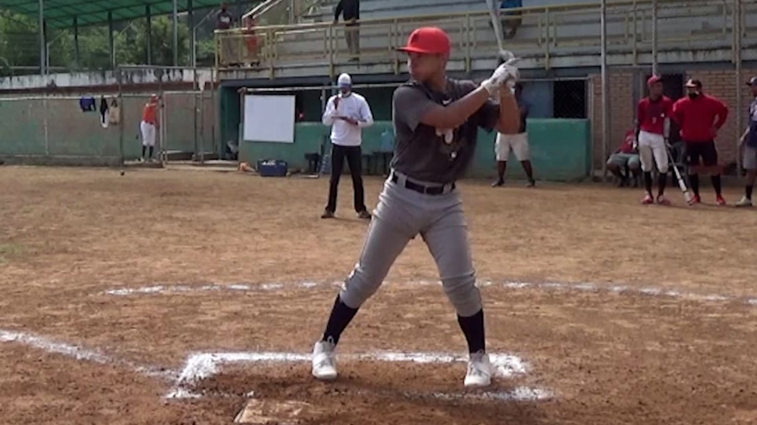 Top International Prospects: Enrique Jimenez, C | 09/29/2022 | MLB.com