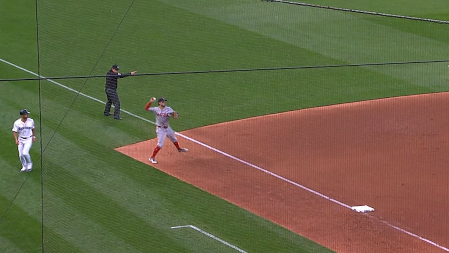 Marcelo Mayer's strong throw from third | 06/17/2025 | Boston Red Sox