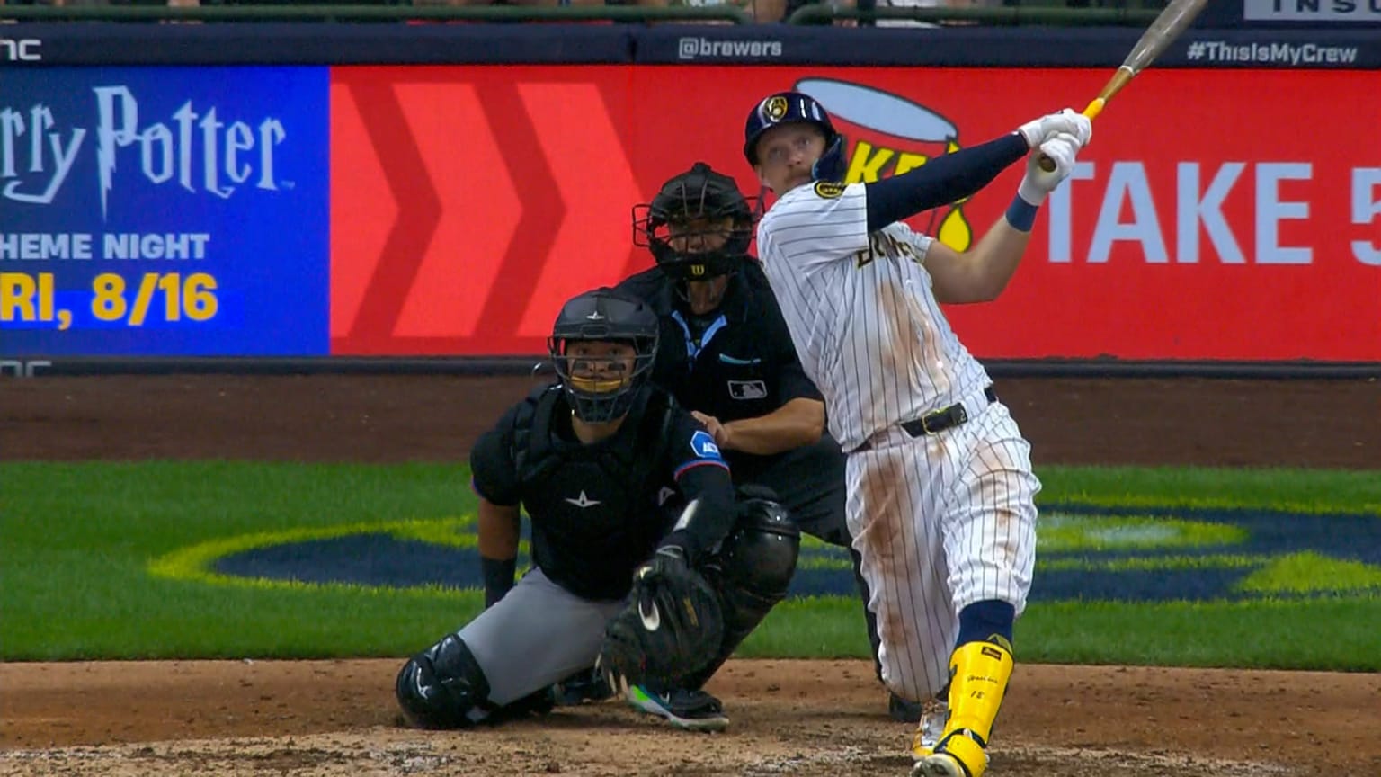 Rhys Hoskins' sacrifice fly | 07/28/2024 | Milwaukee Brewers