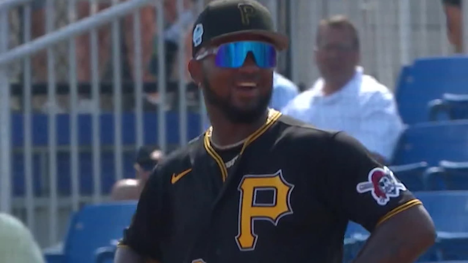 Liover Peguero makes a nice defensive play | 03/02/2023 | Pittsburgh ...