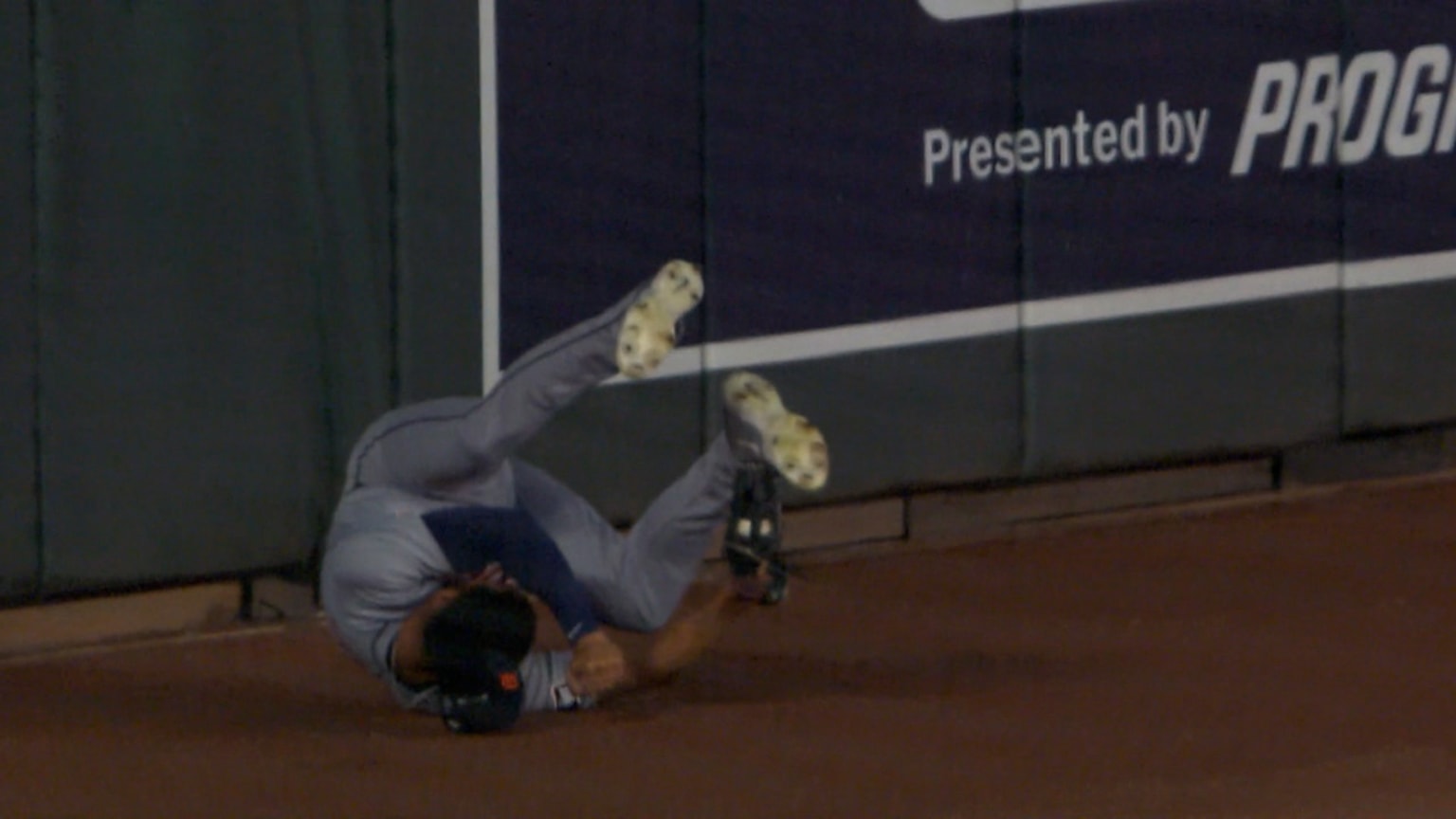 Riley Greene makes leaping catch | 08/14/2025 | Detroit Tigers