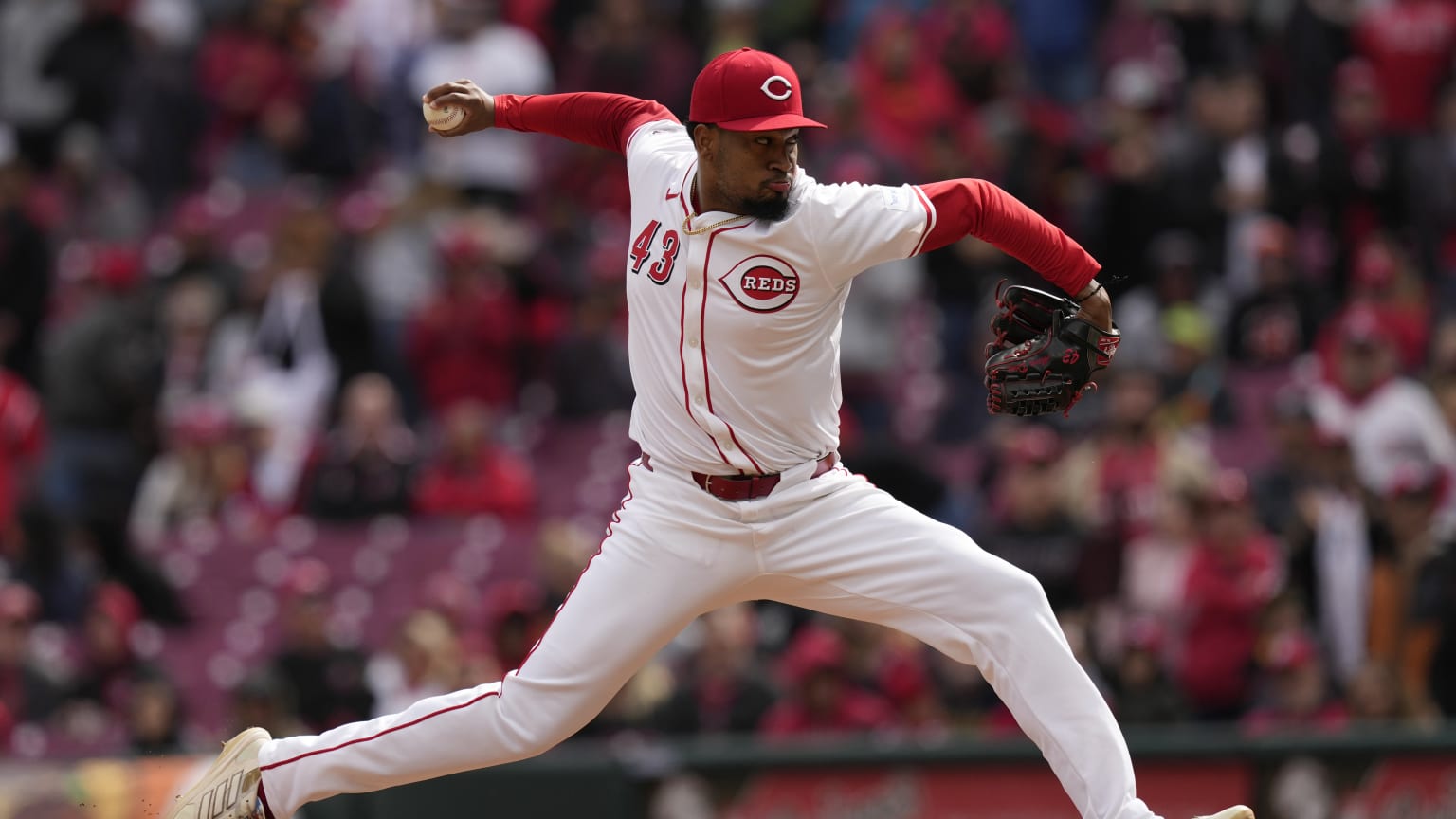 Alexis Díaz logra el juego salvado en la 9na entrada | 21/04/2024 | Los ...