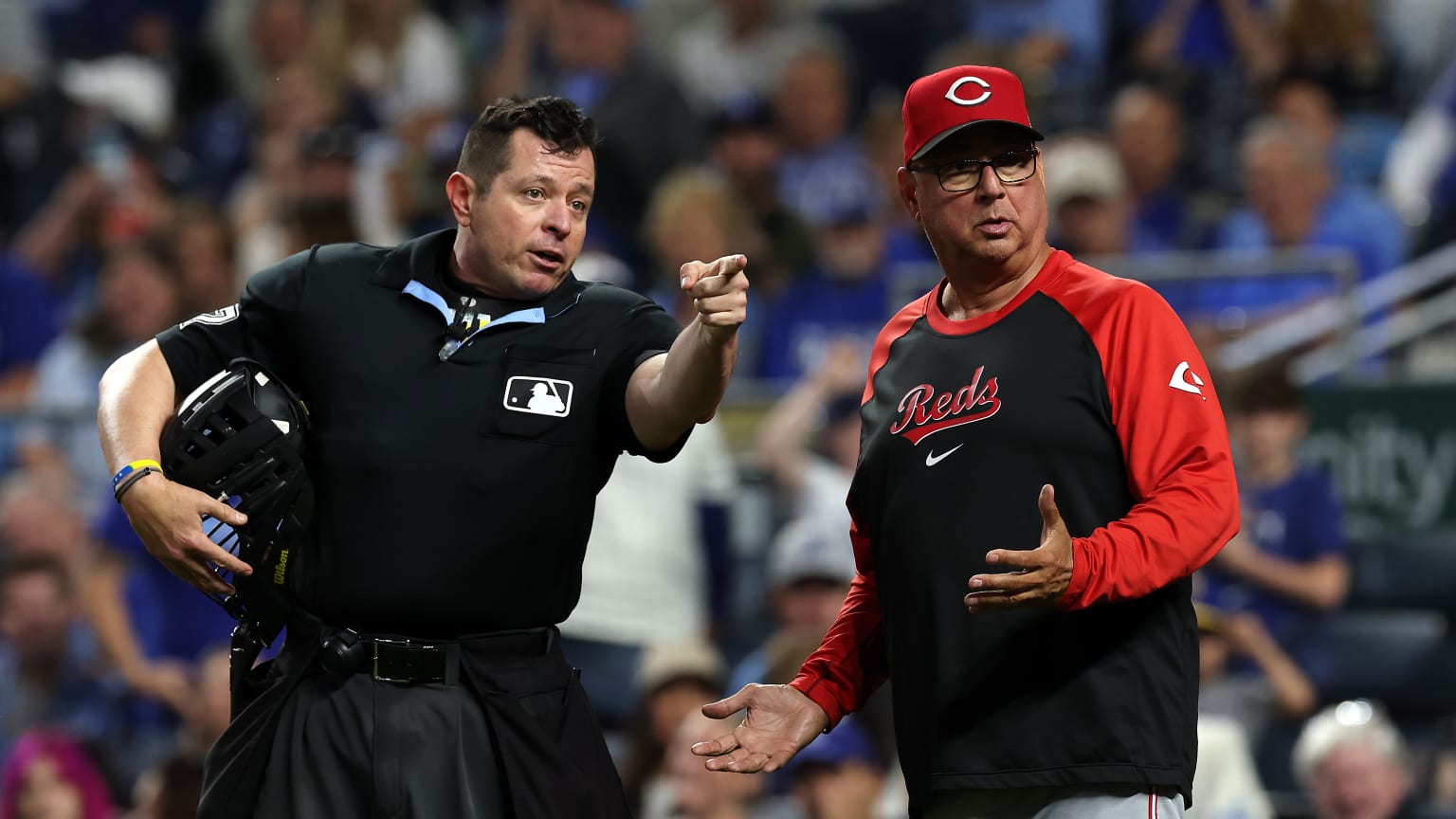 Terry Francona and Nick Martinez ejected | 05/28/2025 | MLB.com