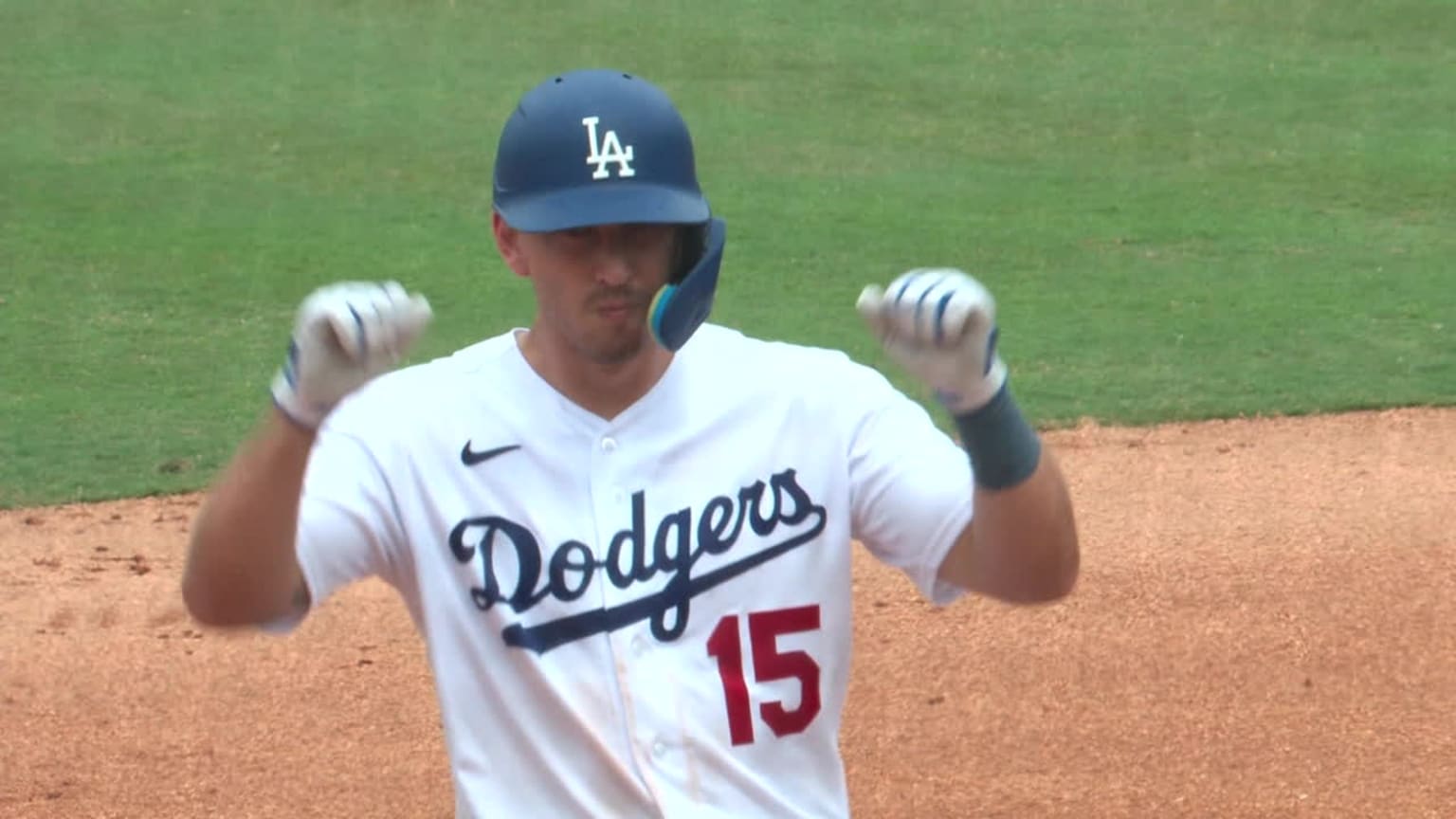 Austin Barnes records an RBI on a safety squeeze | 08/19/2023 | Los ...