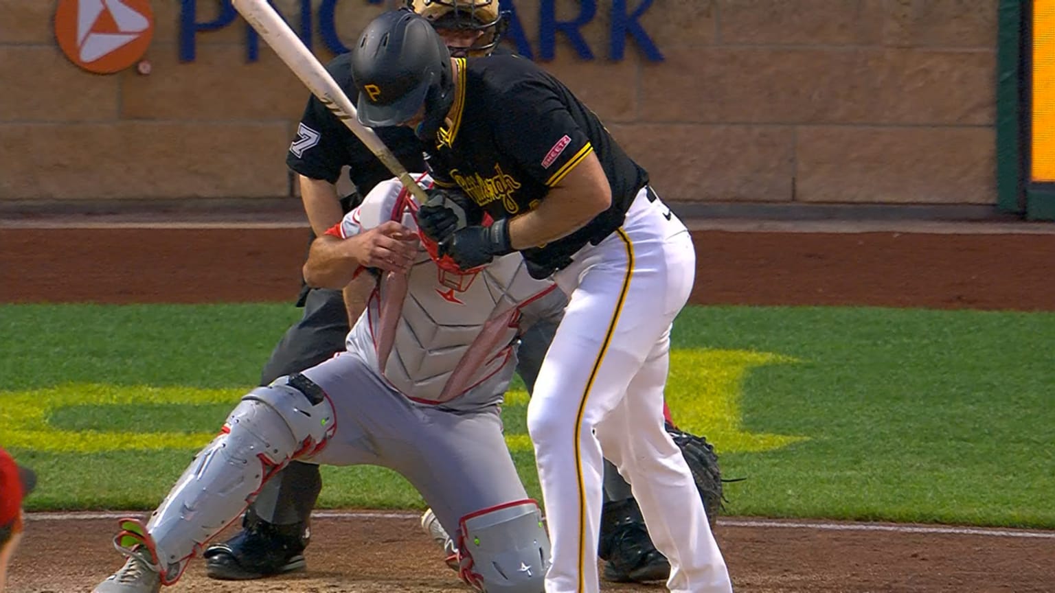 Joey Bart remolca carrera con HBP | 22/08/2024 | Los Pirates de Pittsburgh