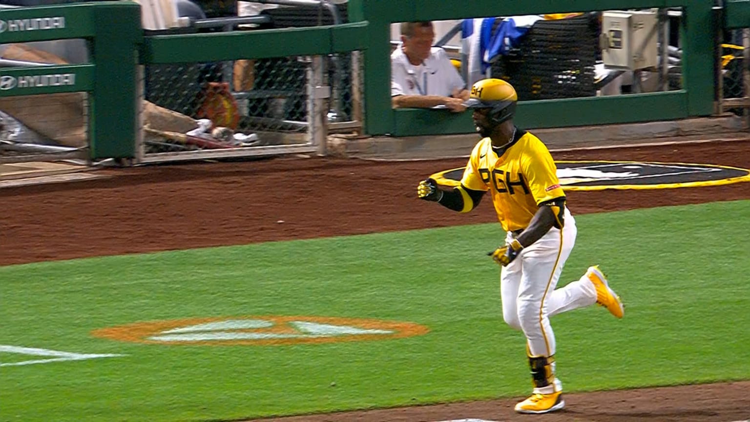 Andrew McCutchen's RBI single | 08/02/2024 | Pittsburgh Pirates