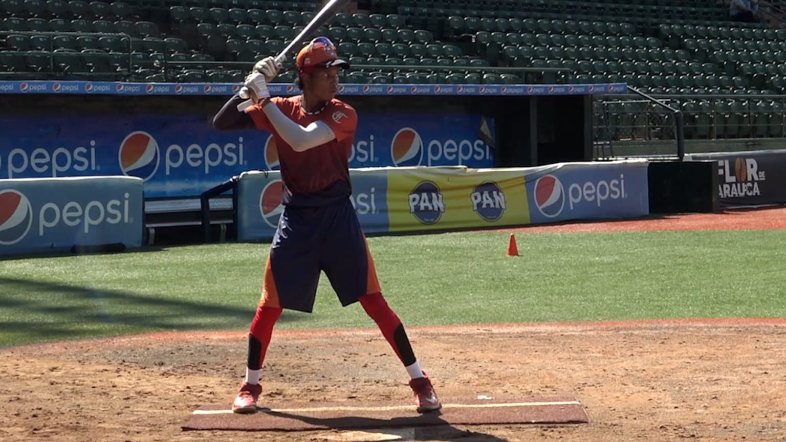 Top Int'l Prospects: Liberts Aponte, SS | 09/17/2024 | MLB.com