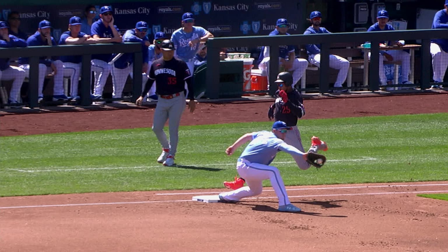 Byron Buxton grounds into a double play after review | 04/02/2023 ...