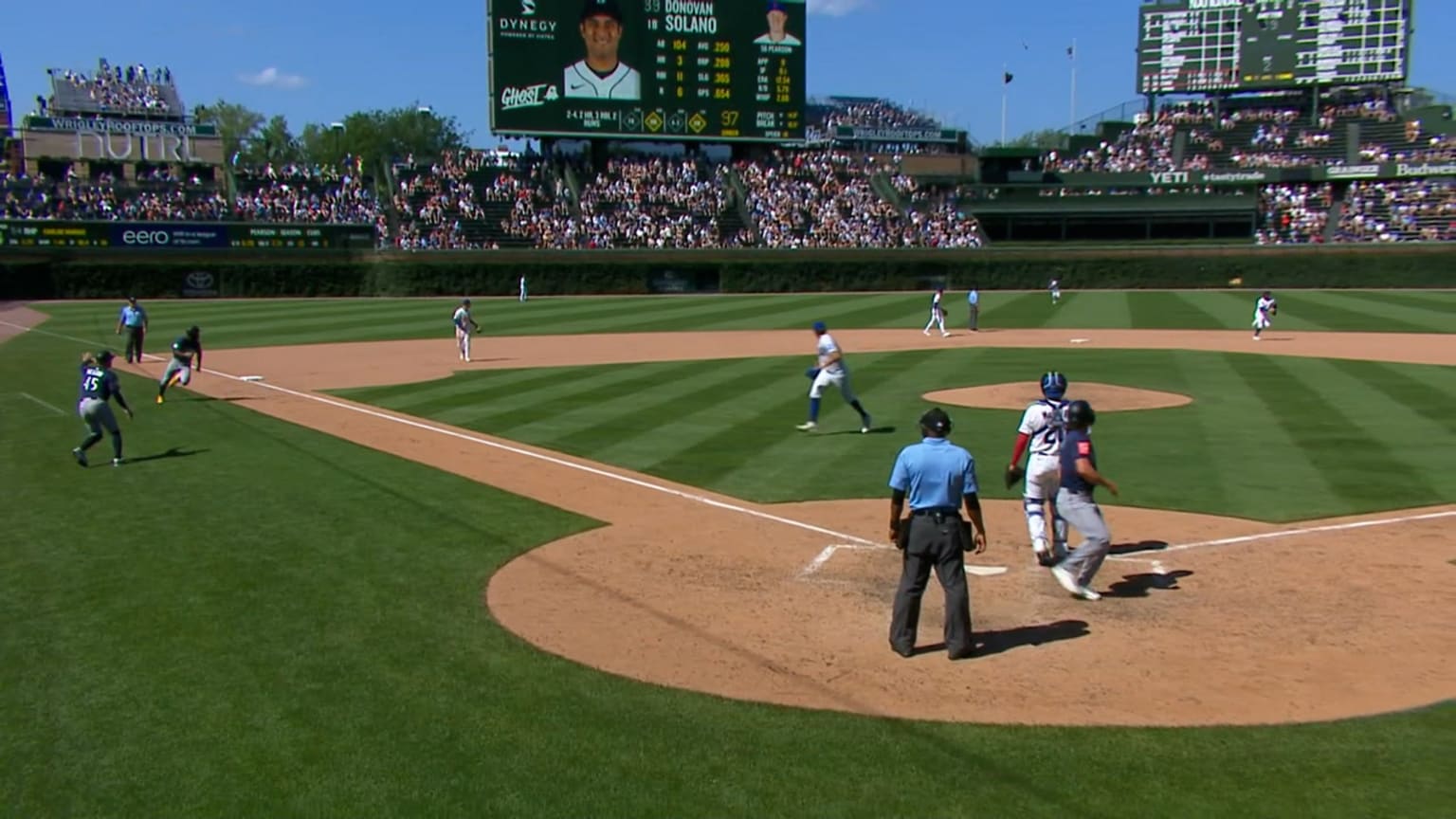 Donovan Solano's two-run single | 06/22/2025 | Seattle Mariners