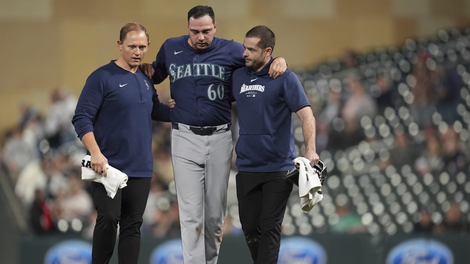 Tayler Saucedo exits with injury | 05/07/2024 | Seattle Mariners