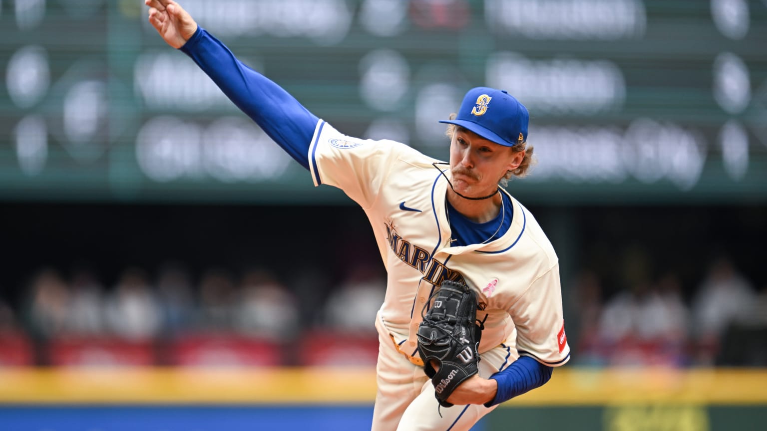 Bryce Miller poncha a Alejandro Kirk | 11/05/2025 | Los Mariners de Seattle