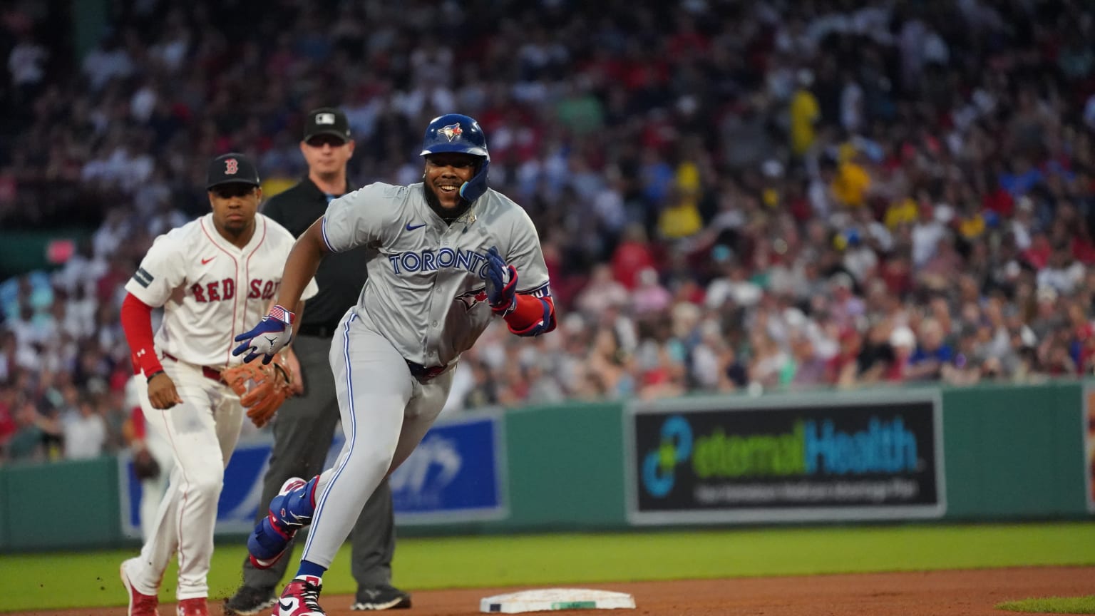 Vlad Jr. pega su 2do doble de 2 carreras del juego | 25/06/2024 | Los ...