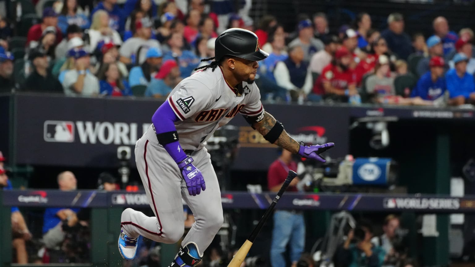 Marte extends hit streak to 18, breaking MLB record | 10/28/2023 | MLB.com