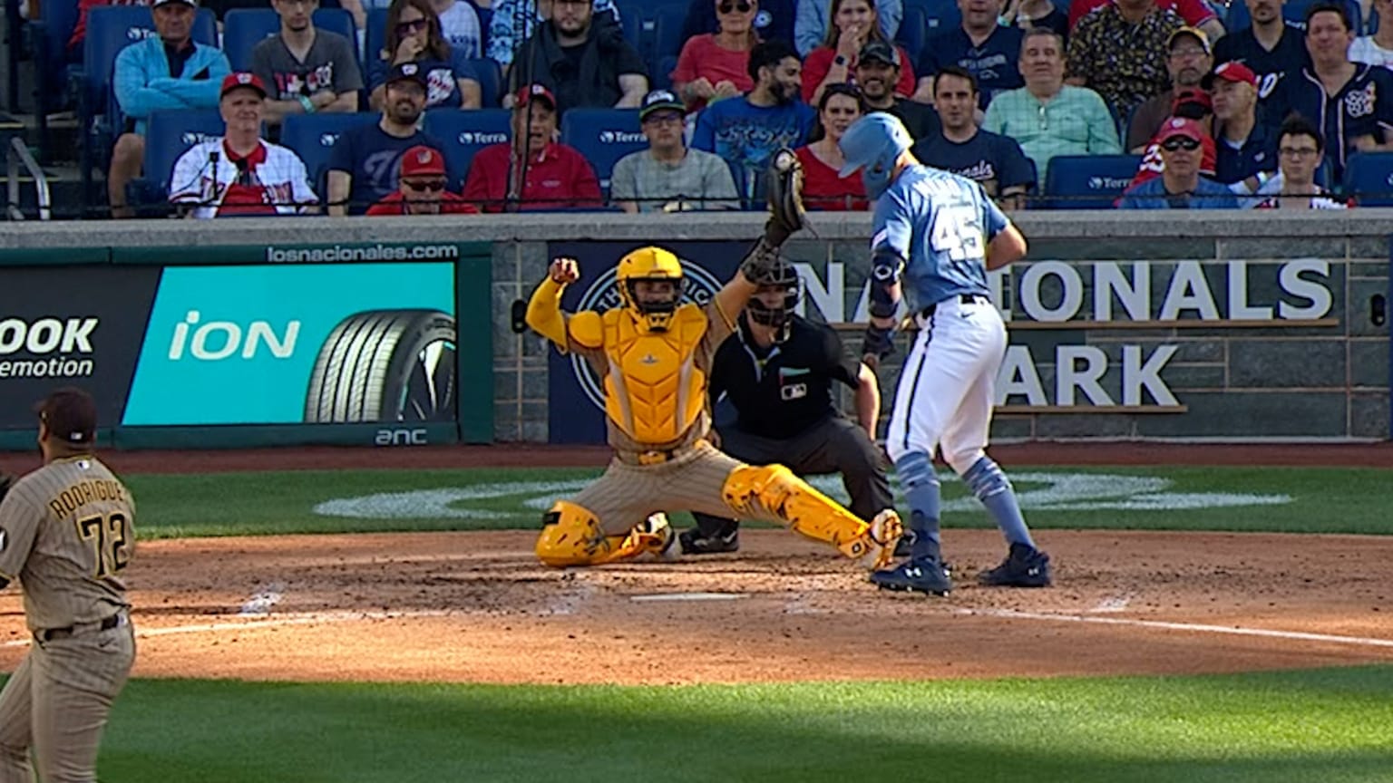 Curtis Mead's go-ahead bases-loaded walk | 05/30/2026 | MLB.com