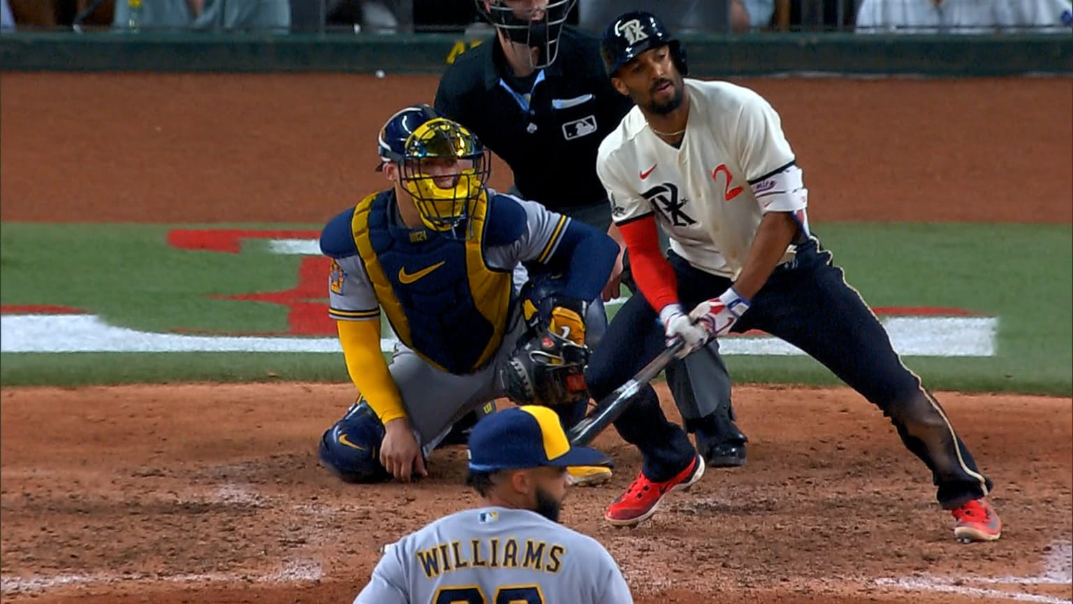 Semien chops an RBI groundout in the 9th inning | 08/18/2023 | Texas Rangers