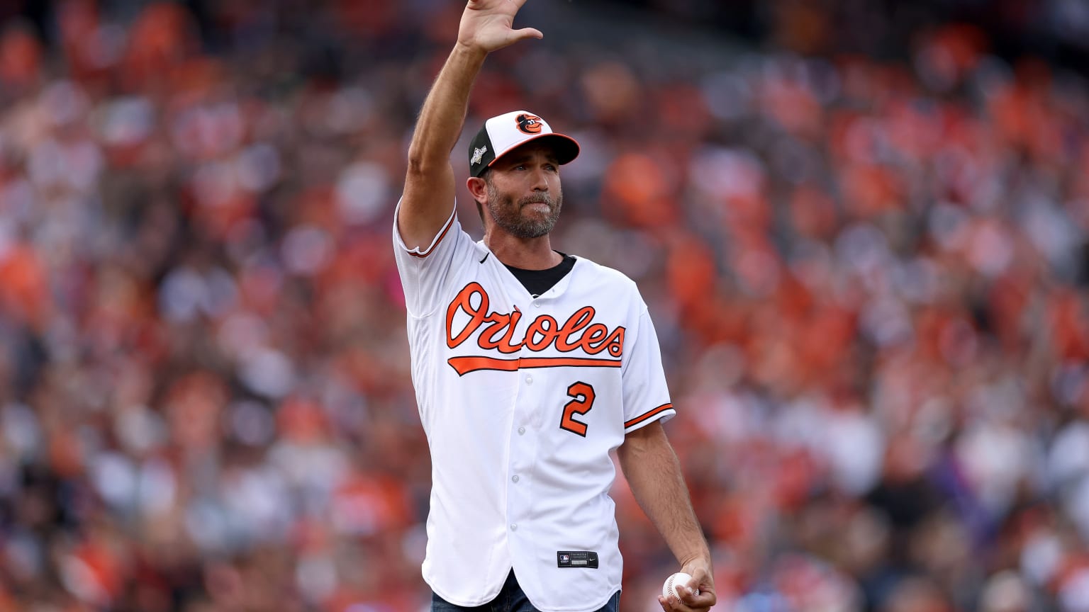 J.J. Hardy throws out the first pitch before Game 2 | 10/08/2023 | MLB.com