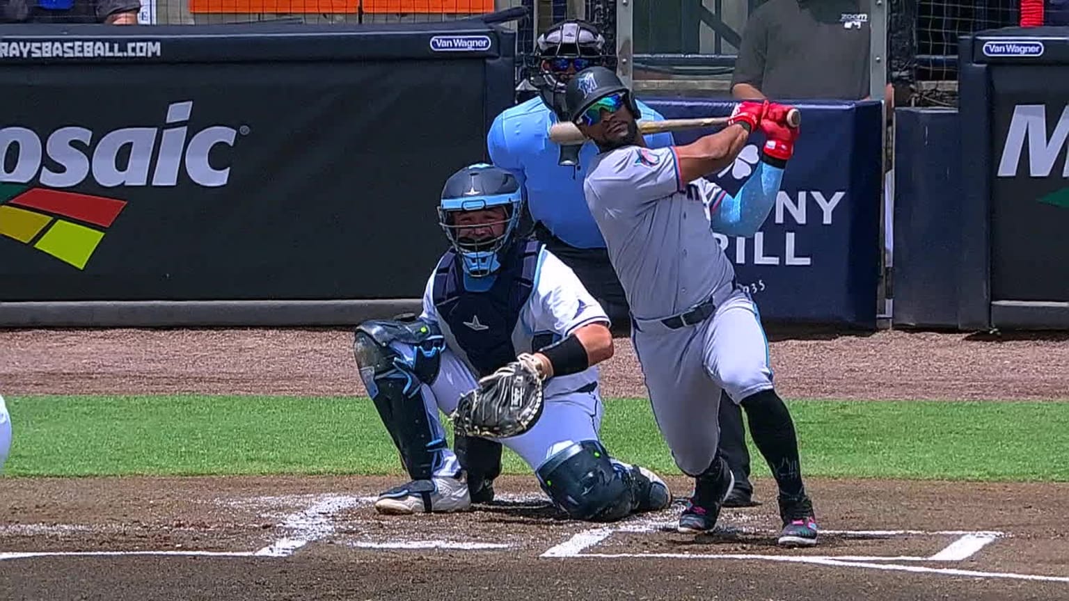 Otto López impulsa con sencillo en el 1ro | 08/06/2025 | Los Marlins de ...