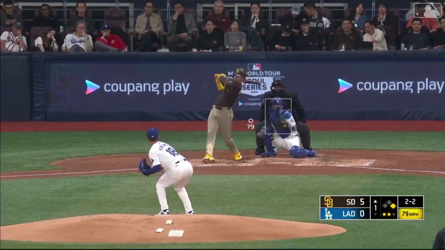 Yoshinobu Yamamoto's first MLB curveball K's | 01/04/2024 | Los Dodgers ...