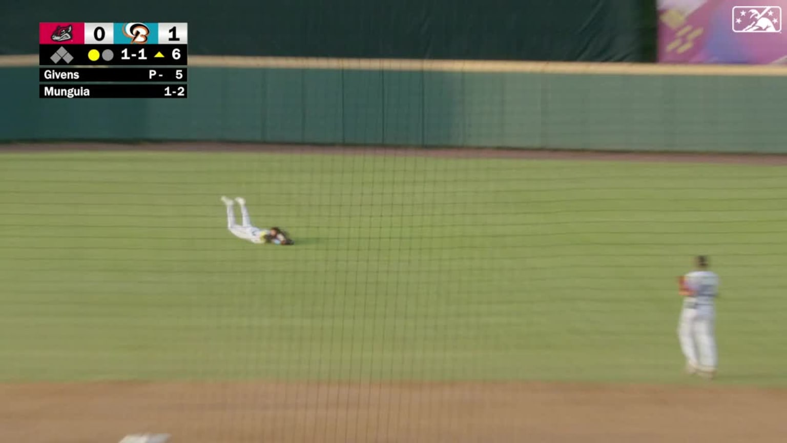 Donta' Williams makes another spectacular diving grab | 04/29/2023 ...