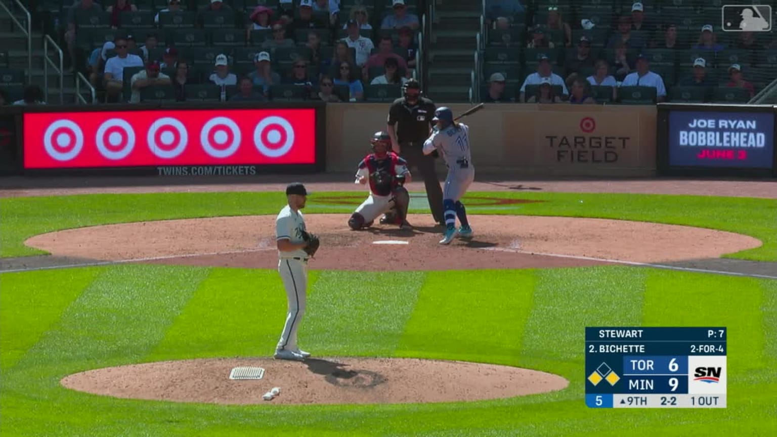 Bo Bichette dunks in an RBI single | 05/27/2023 | Toronto Blue Jays
