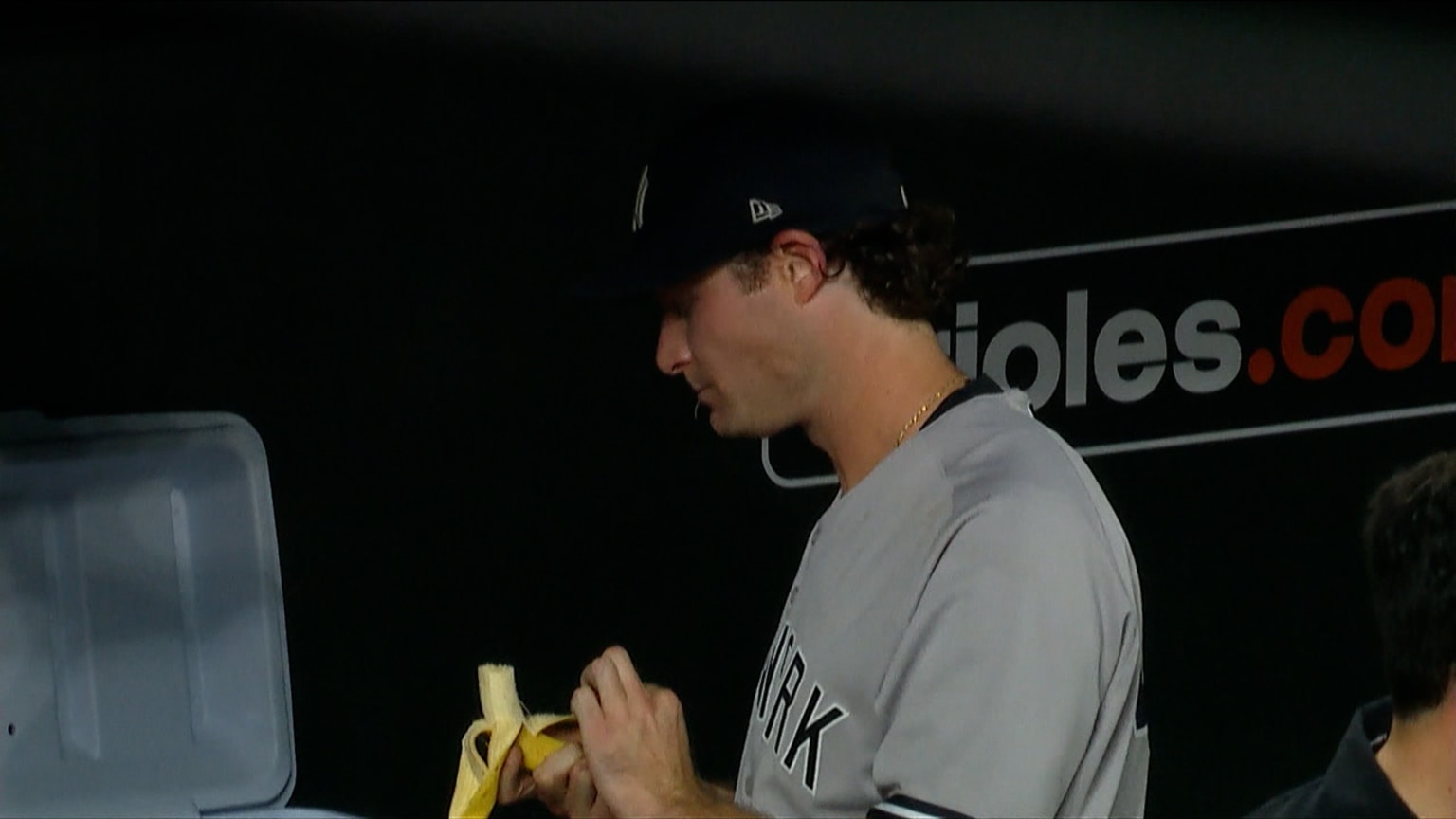 Off Base debates taking healthy food to the ballpark | 08/26/2022 | MLB.com