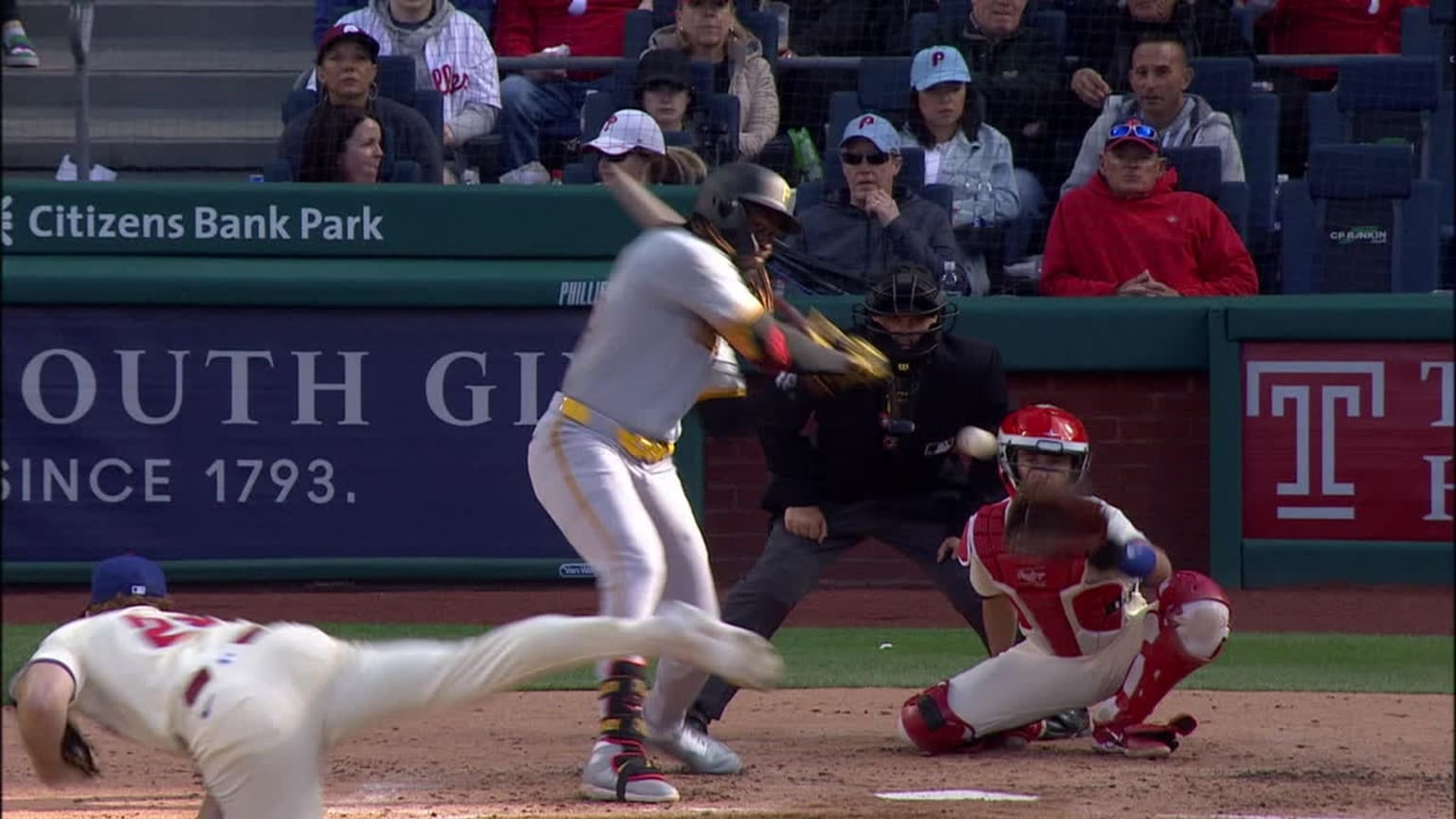 Cruz pega HR de dos carreras en la 5ta | 13/04/2024 | Los Pirates de ...