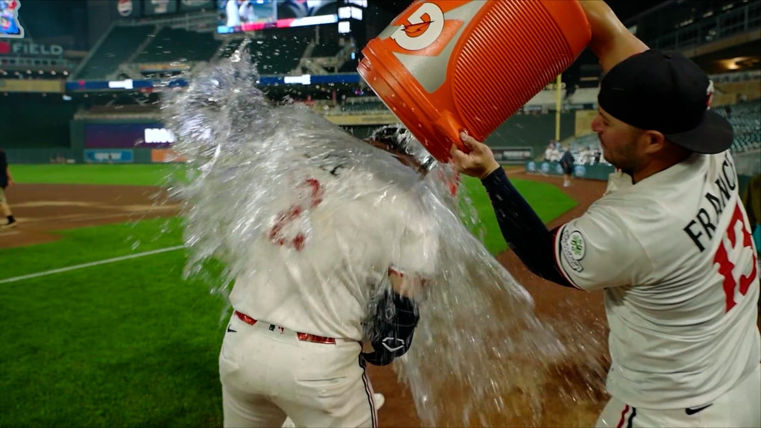 Brooks Lee discusses his walk-off hit, more | 07/28/2025 | MLB.com