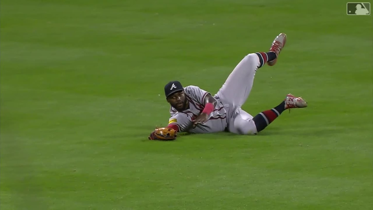 Michael Harris II races in for a great diving catch | 08/11/2023 ...