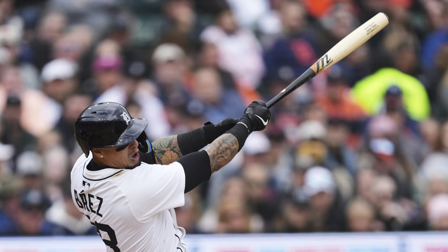 Javier Báez's RBI double | 04/26/2025 | MLB.com